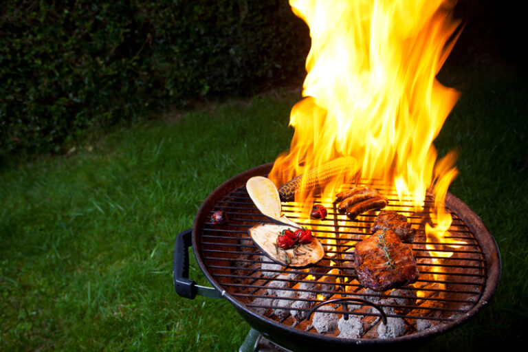 How Long Does It Take for Charcoal to Burn Out? Complete Burn Time ...