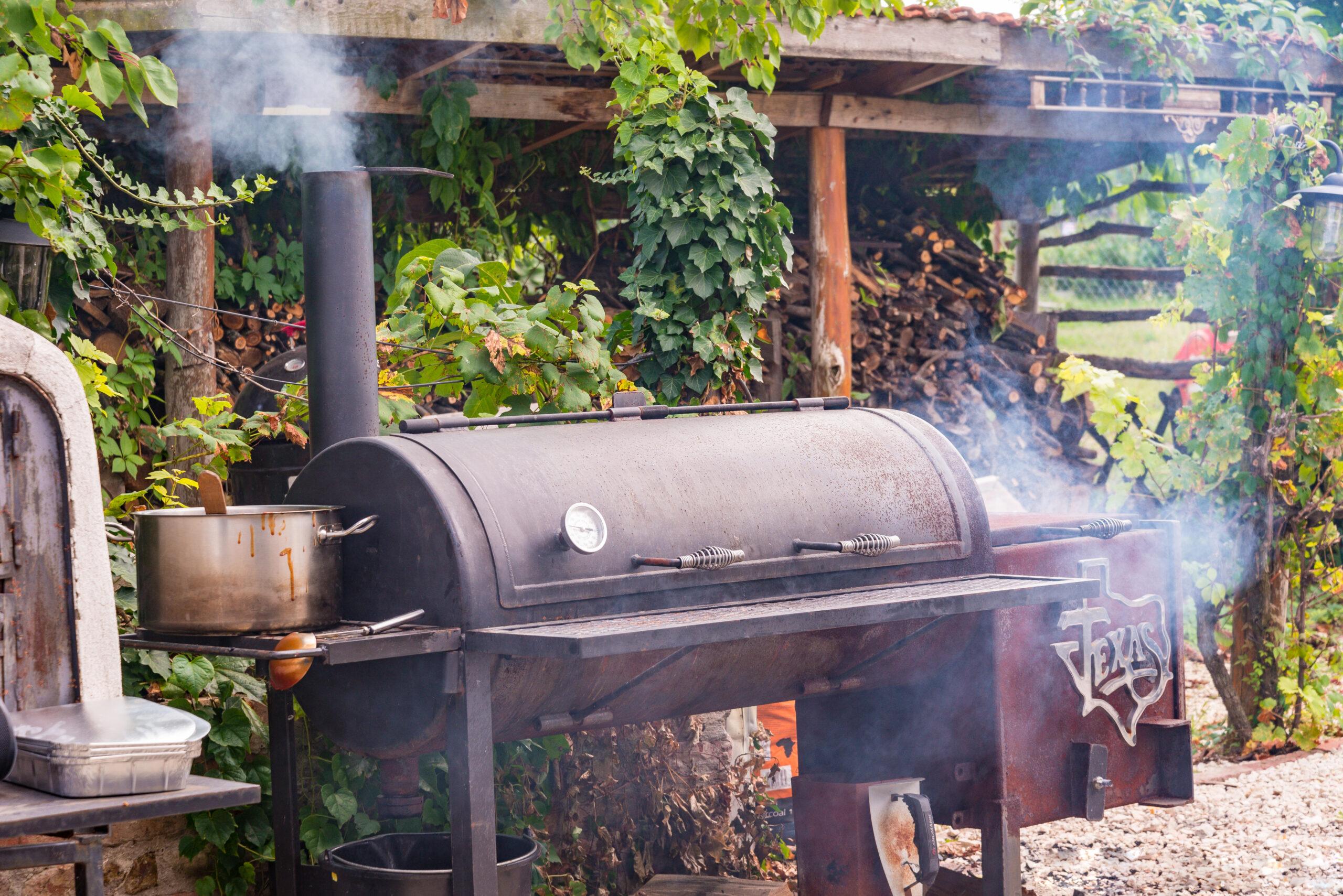 shutterstock_1525726097-scaled - Barbecue Grills & More