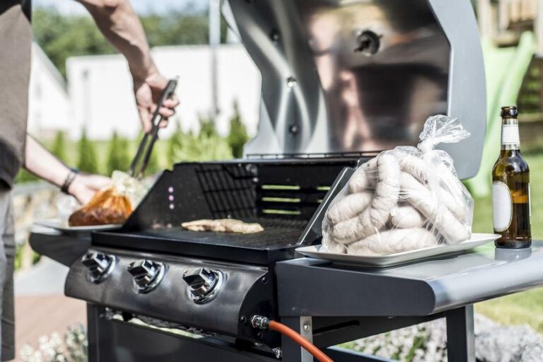 How Much Grilling Area Do I Need? Complete Size Guide for Your Perfect ...