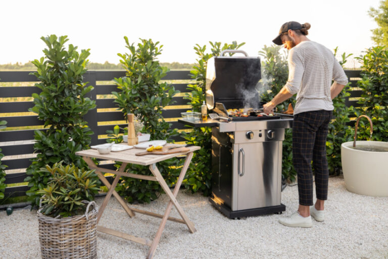 What is the Standard Grill Size? A Guide to Choosing the Right Grill ...